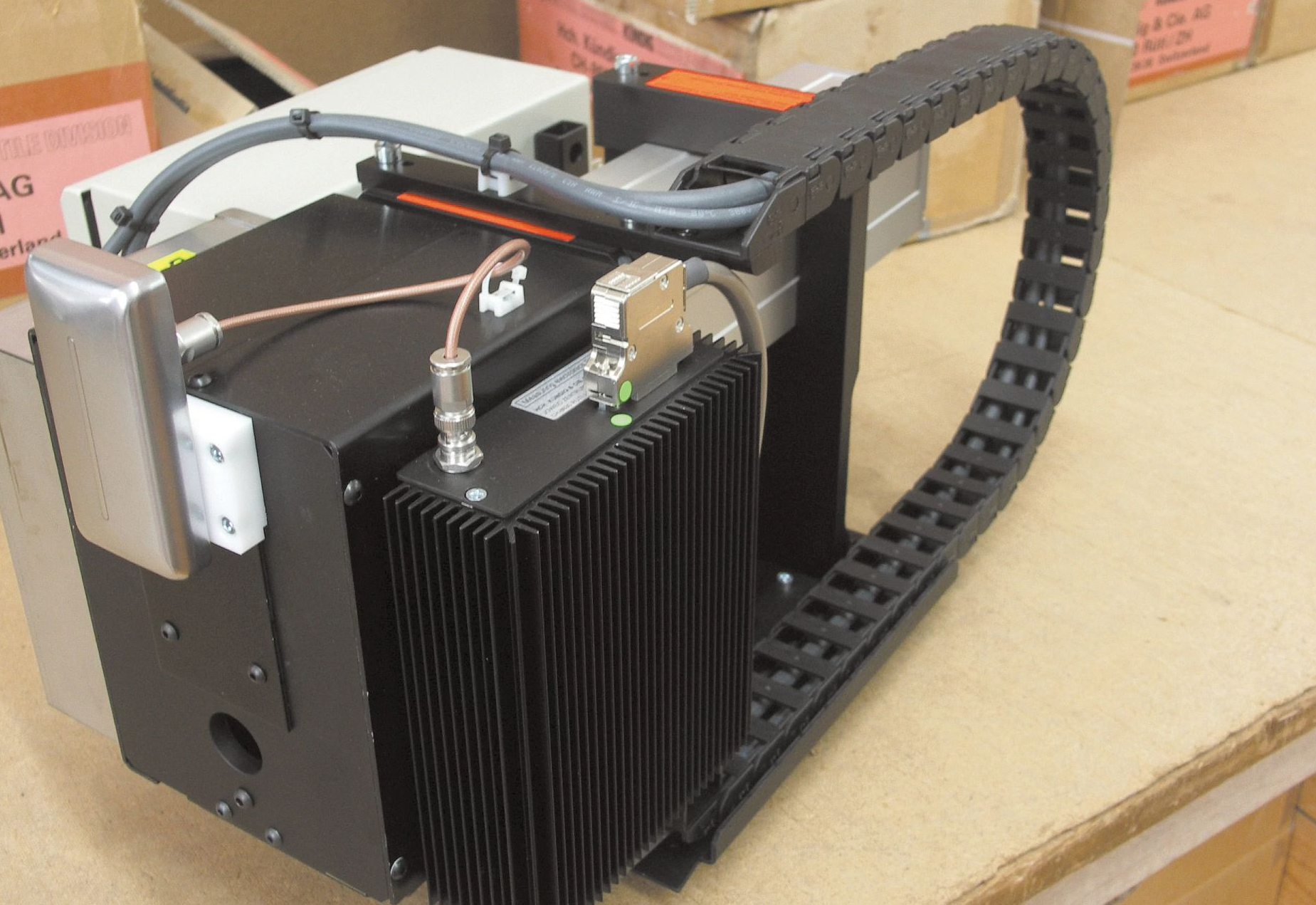 readychain装配拖链 - 易格斯官网